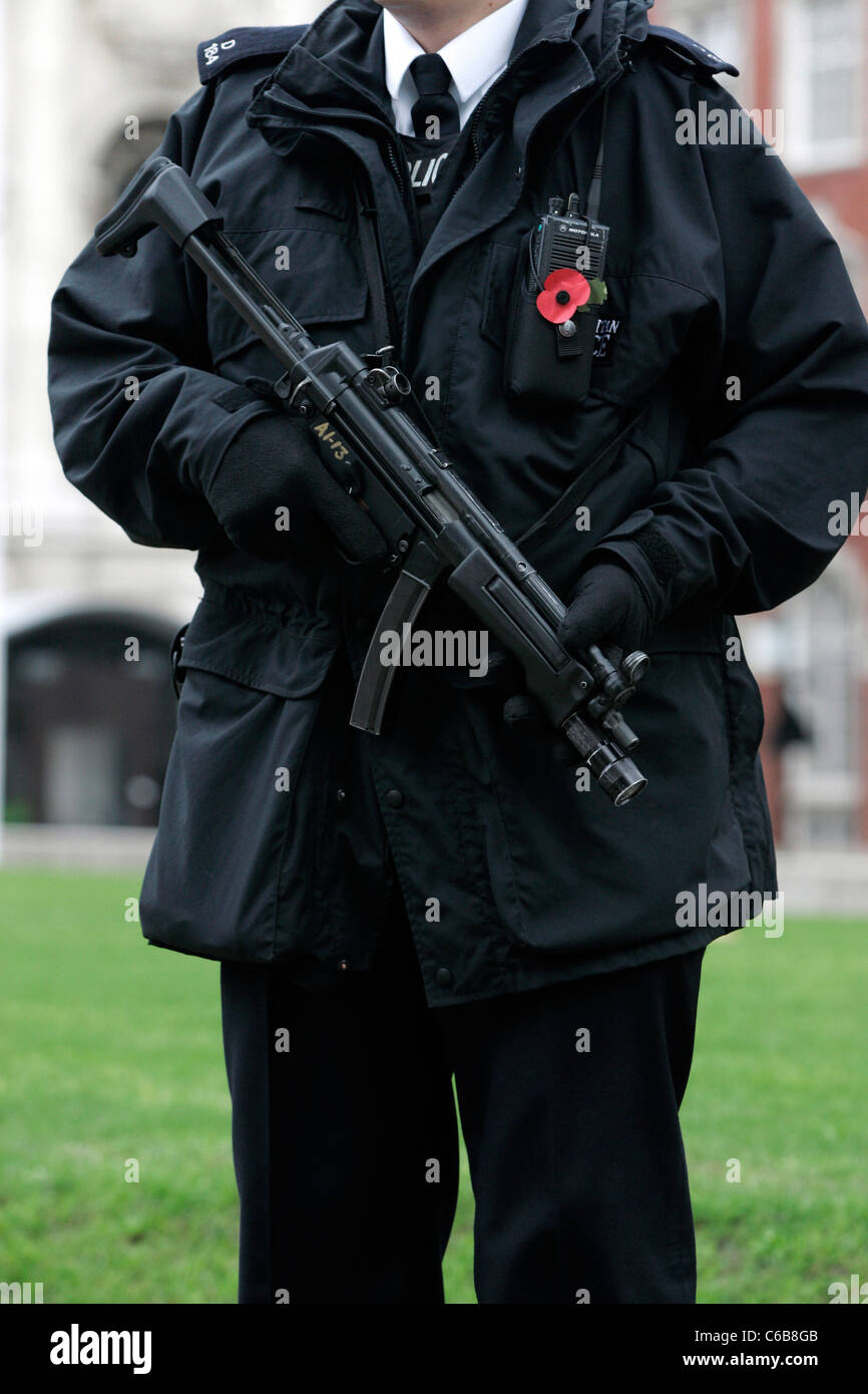 Armed Police Officer London High Resolution Stock Photography and ...
