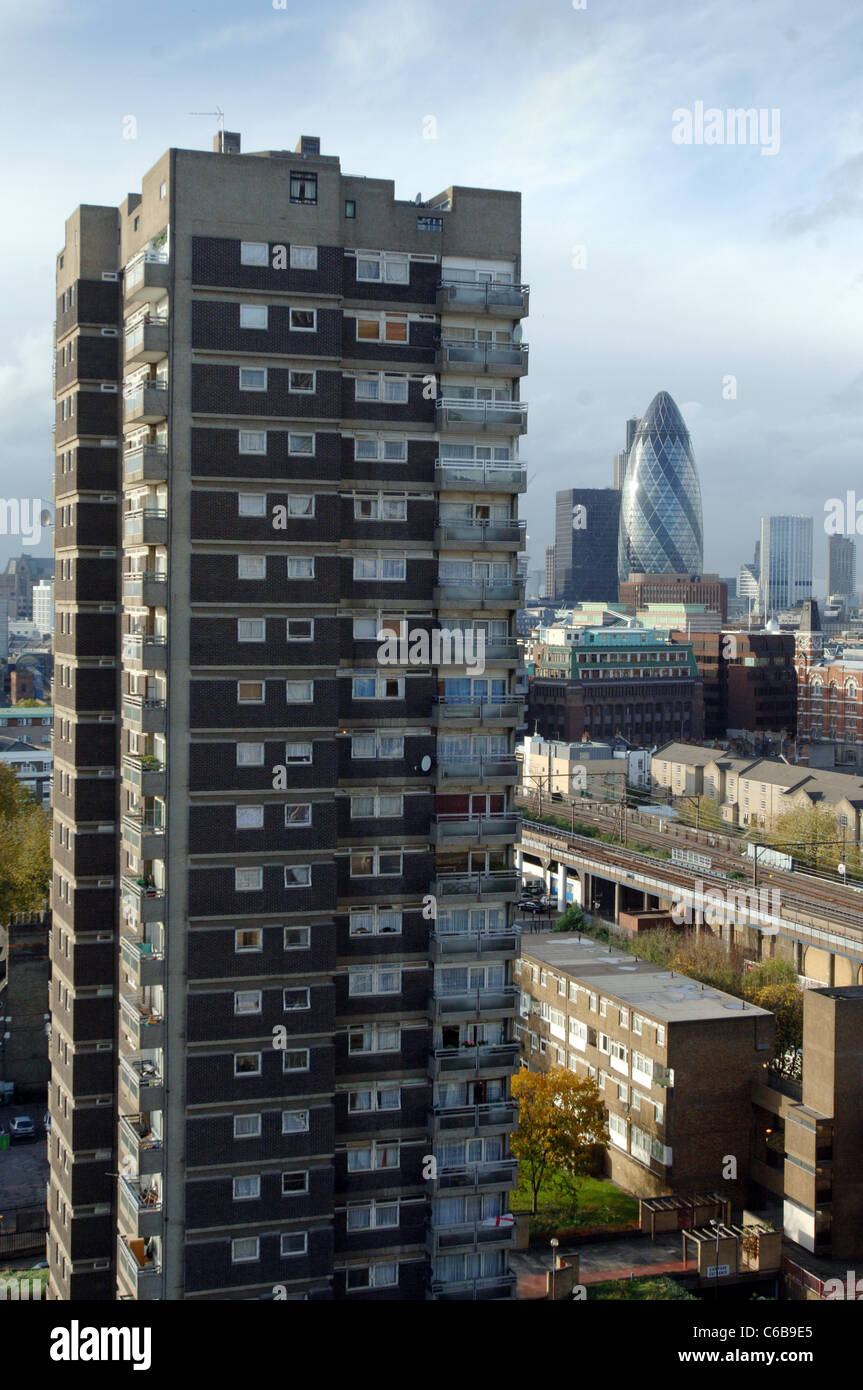 London tower block hi-res stock photography and images - Alamy