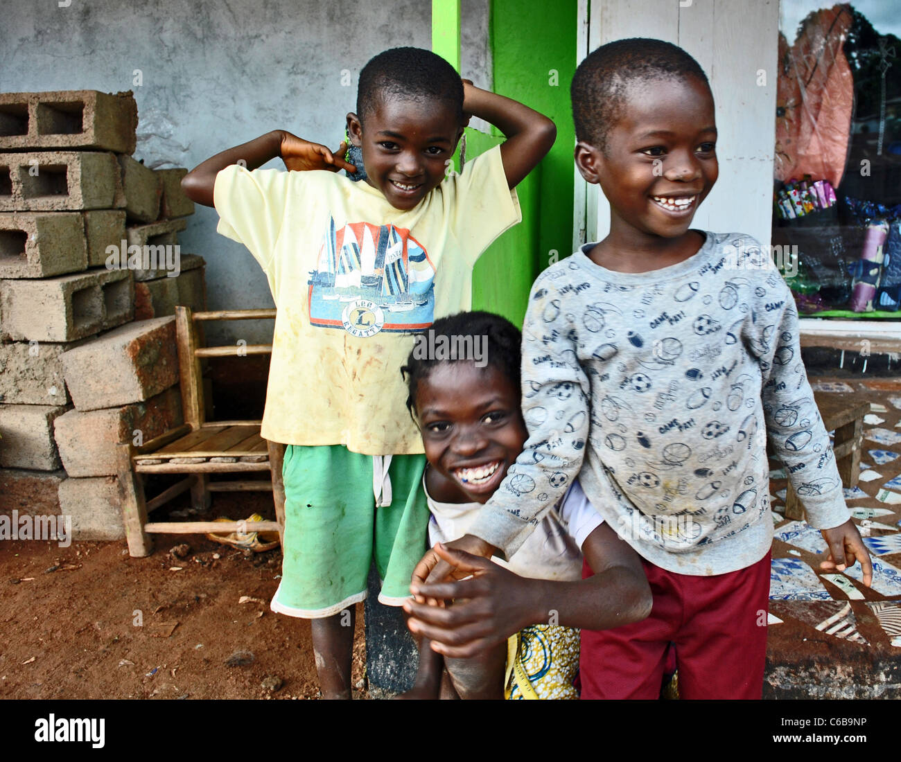 Children in Gbarnga, Liberia Stock Photo - Alamy