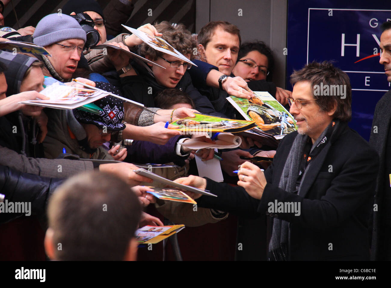 Ben Stiller signing autographs whilst arriving for the press conference ...