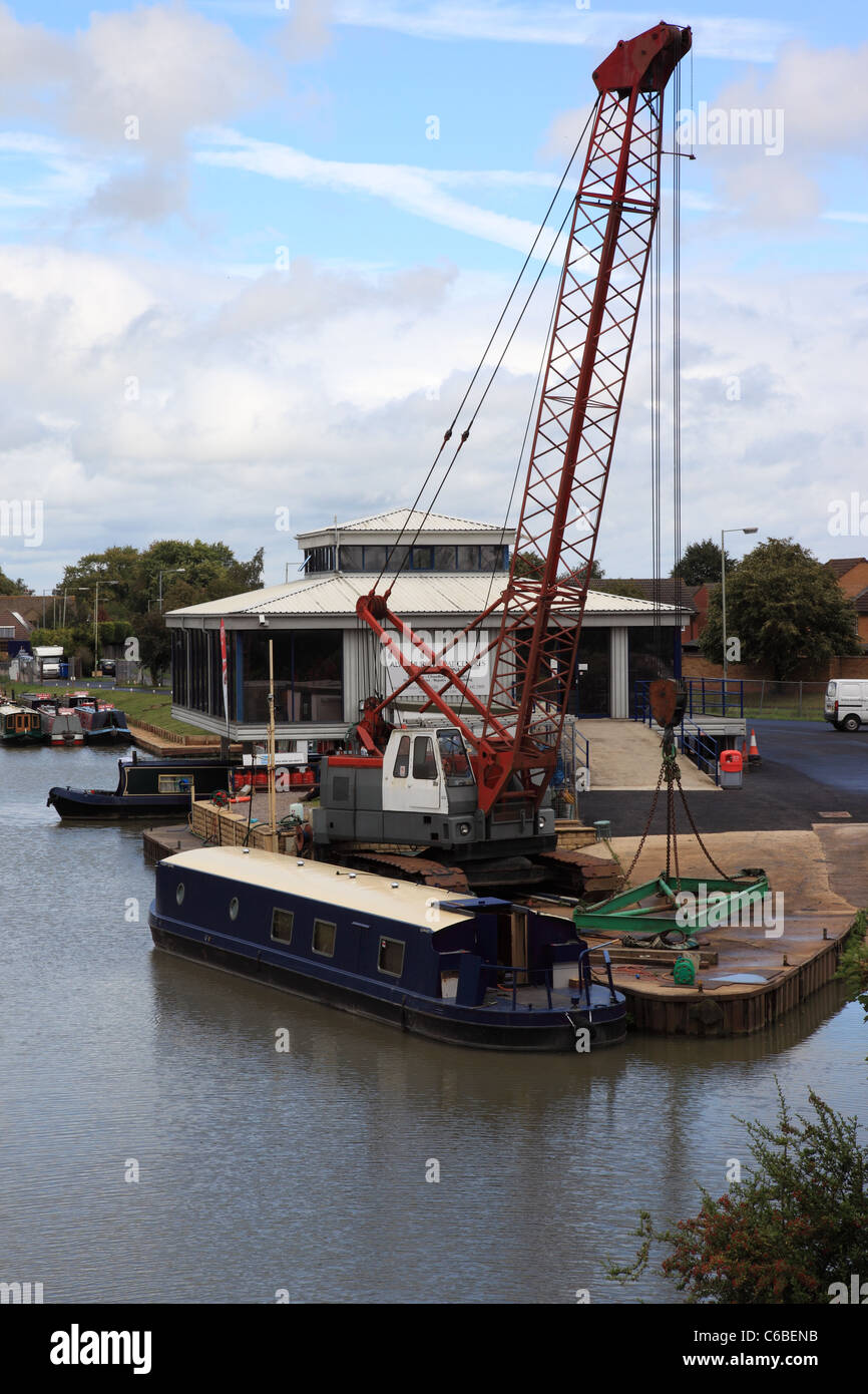 Hilperton Marina is located by the Kennet and Avon Canal on the ...