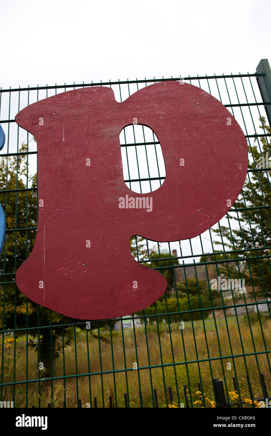 letter P sign on fence Stock Photo - Alamy