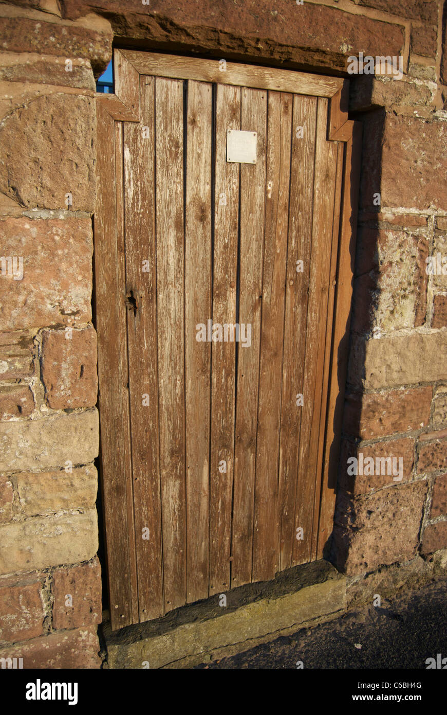 Brick lintel hi-res stock photography and images - Alamy