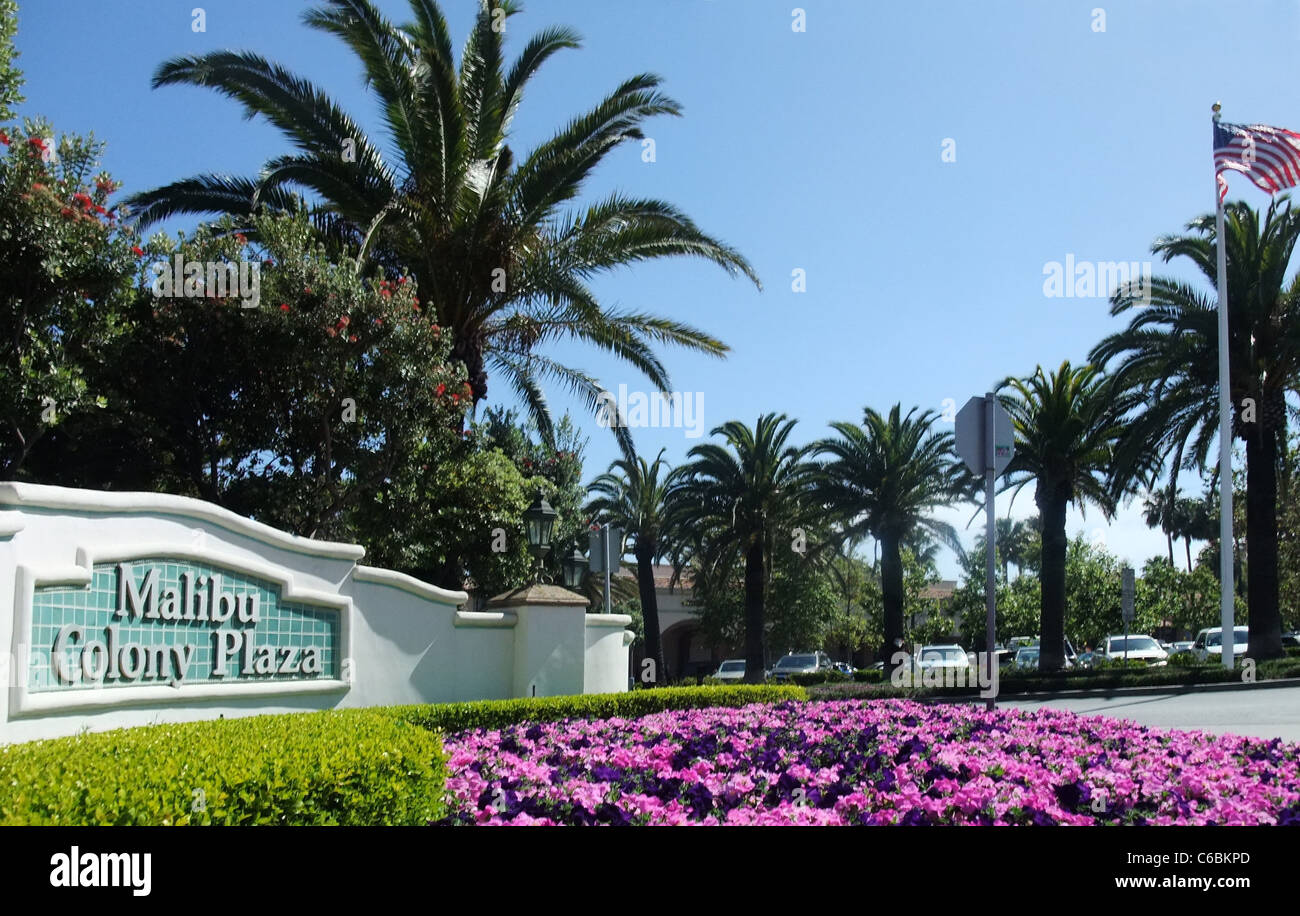 General view of Malibu Colony Plaza in Malibu. Los Angeles, California ...