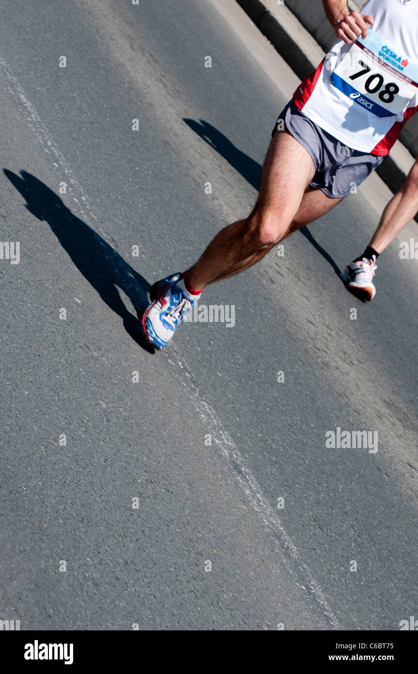 marathon runners legs Stock Photo - Alamy