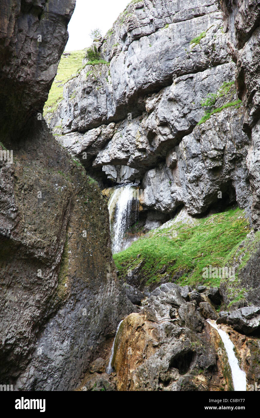 Gordale Scar, Malham, North Yorkshire, Yorkshire Dales National Park ...