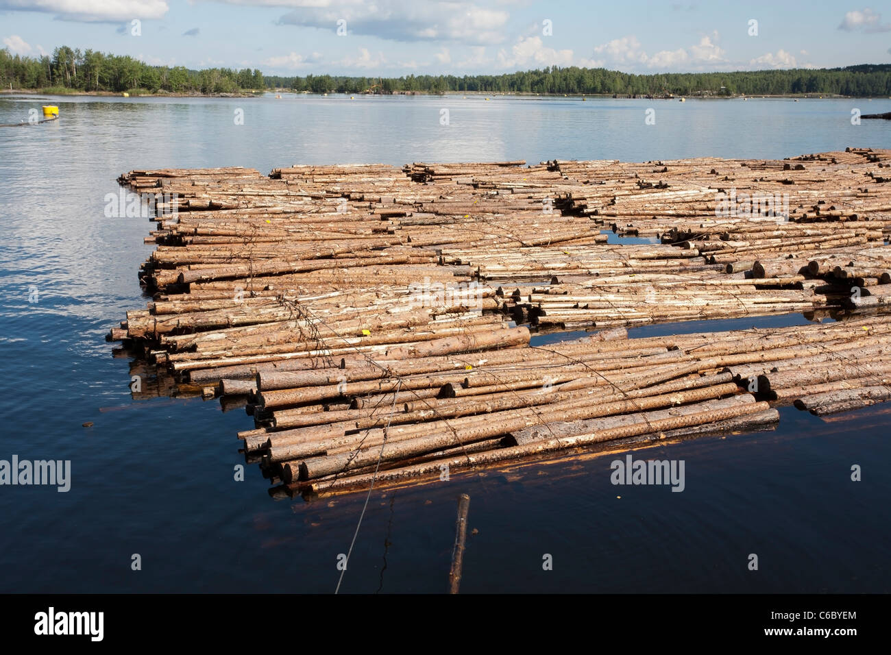 Log raft hi-res stock photography and images - Alamy