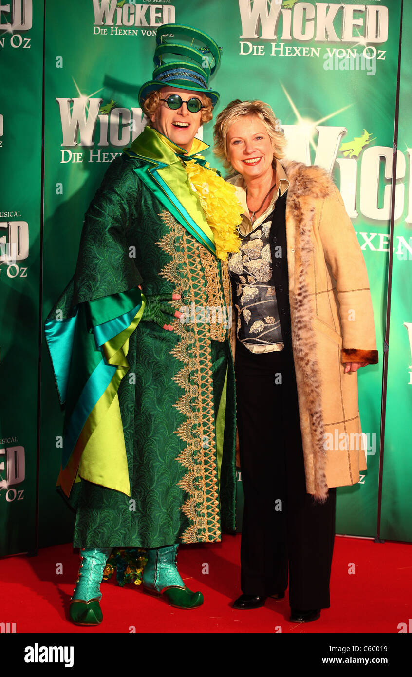 Birgit Lechtermann at the premiere of the musical "Wicked - Die Hexen ...