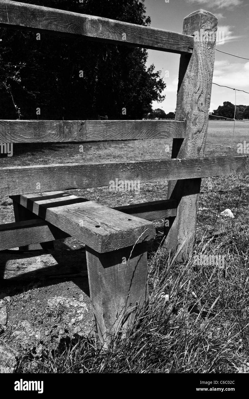 Wooden fence stile hi-res stock photography and images - Alamy
