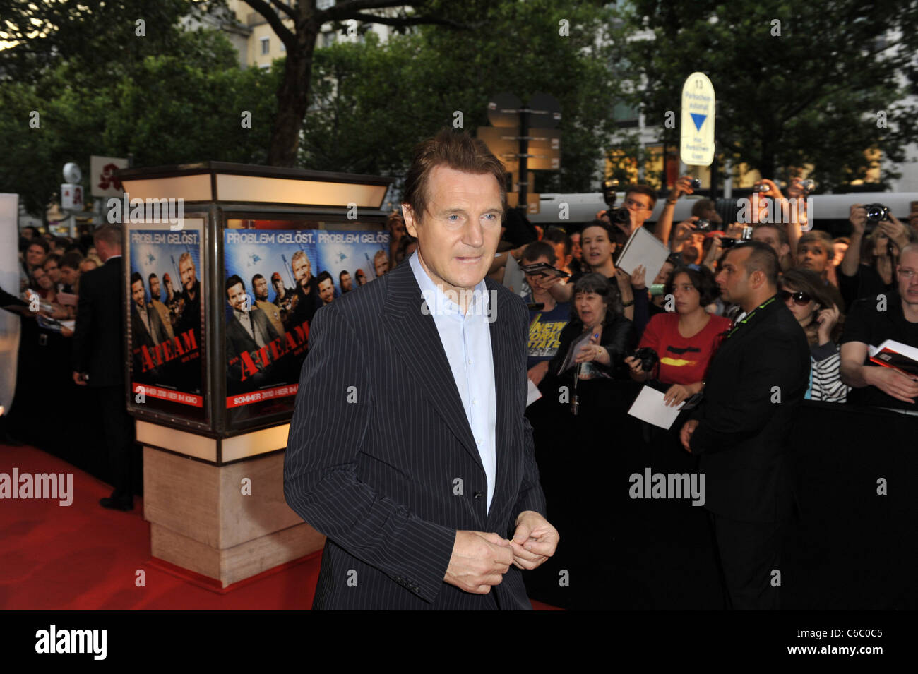 Liam neeson the german premiere of the a team berlin hi-res stock ...