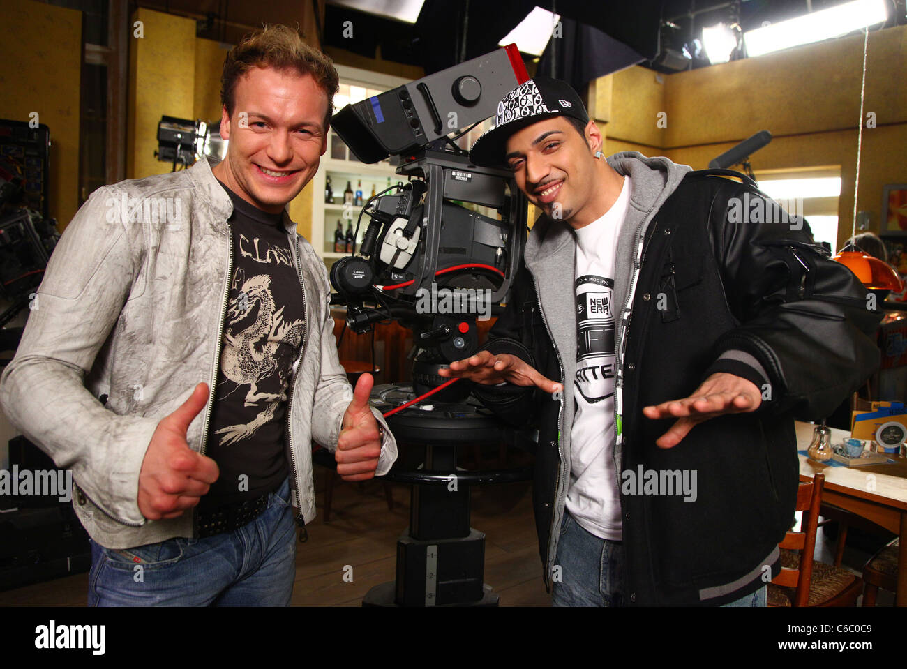 Deutschland sucht den Superstar contestants Mehrzad Marashi and Helmut ...