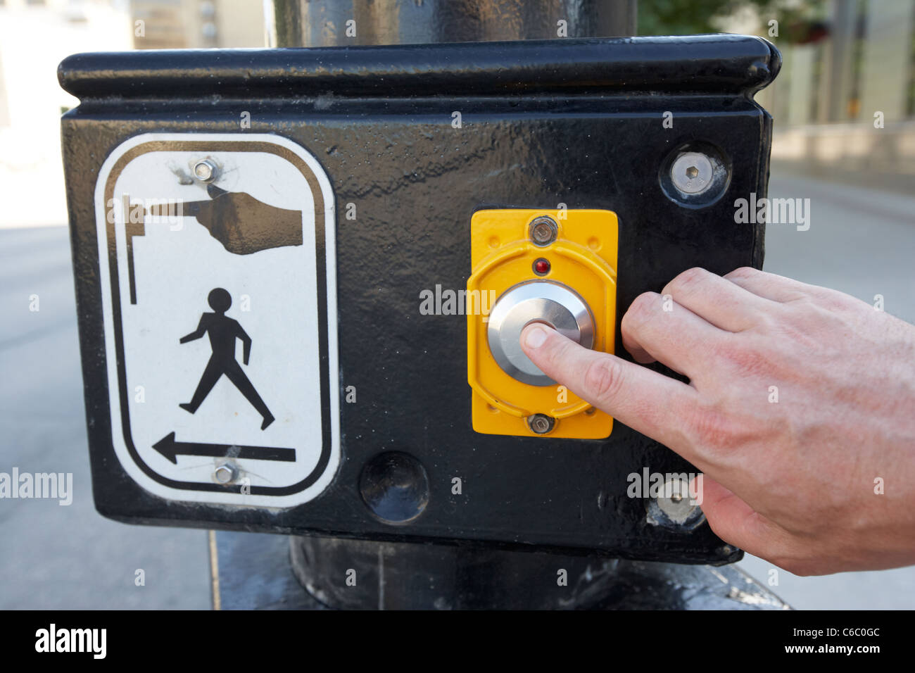 Pedestrian push button hi-res stock photography and images - Alamy