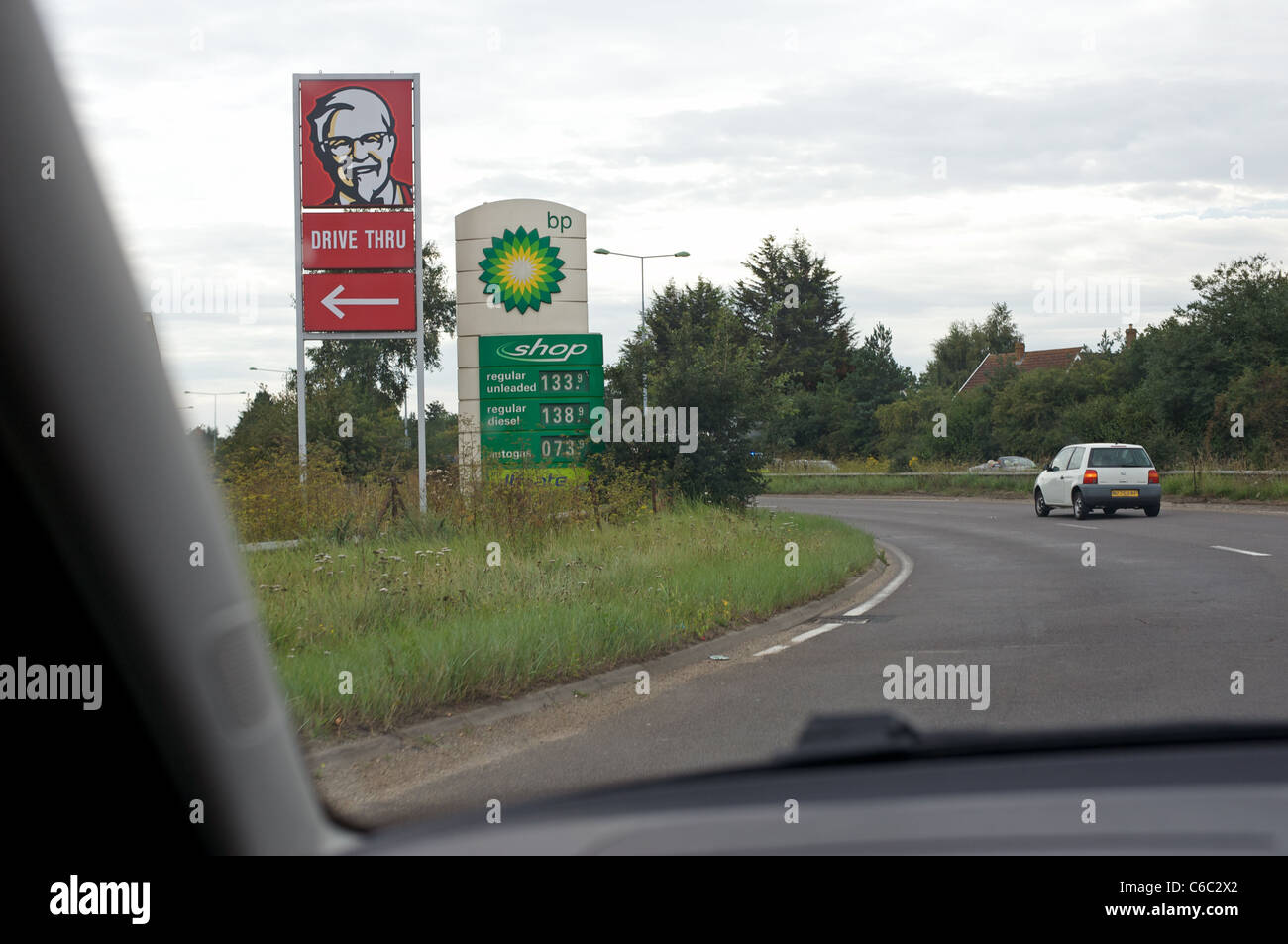 Petrol signs hi-res stock photography and images - Alamy