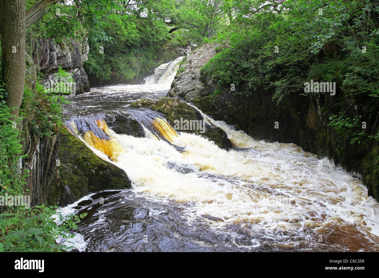 Triple Spout waterfall on the Ingleton Waterfalls Trail, Ingleton ...