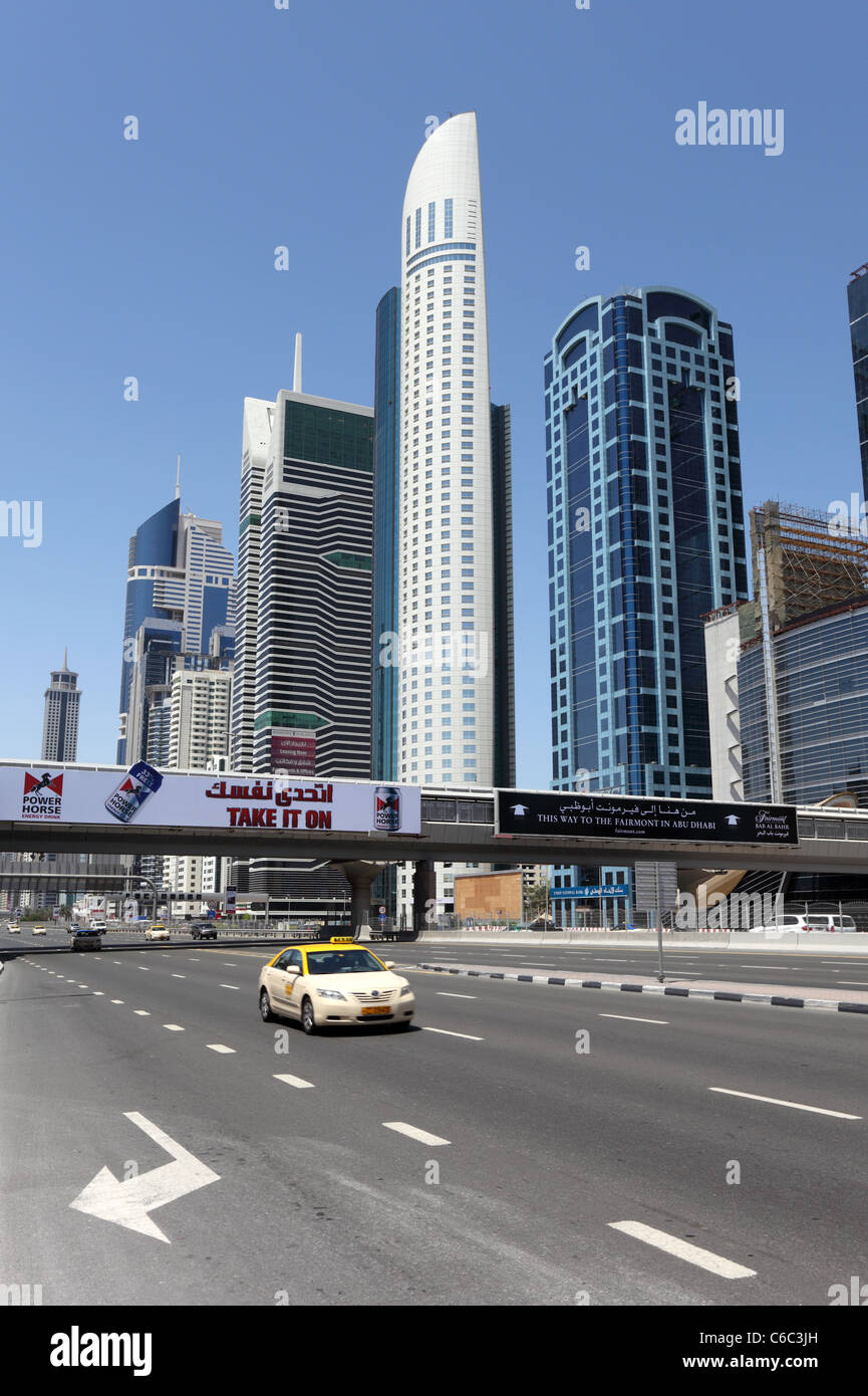 Sheikh Zayed Road in Dubai, United Arab Emirates Stock Photo - Alamy