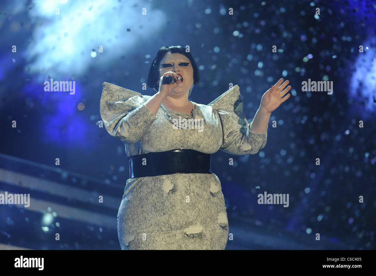 Beth Ditto of The Gossip appearing on German ZDF TV show 'Wetten, Dass ...