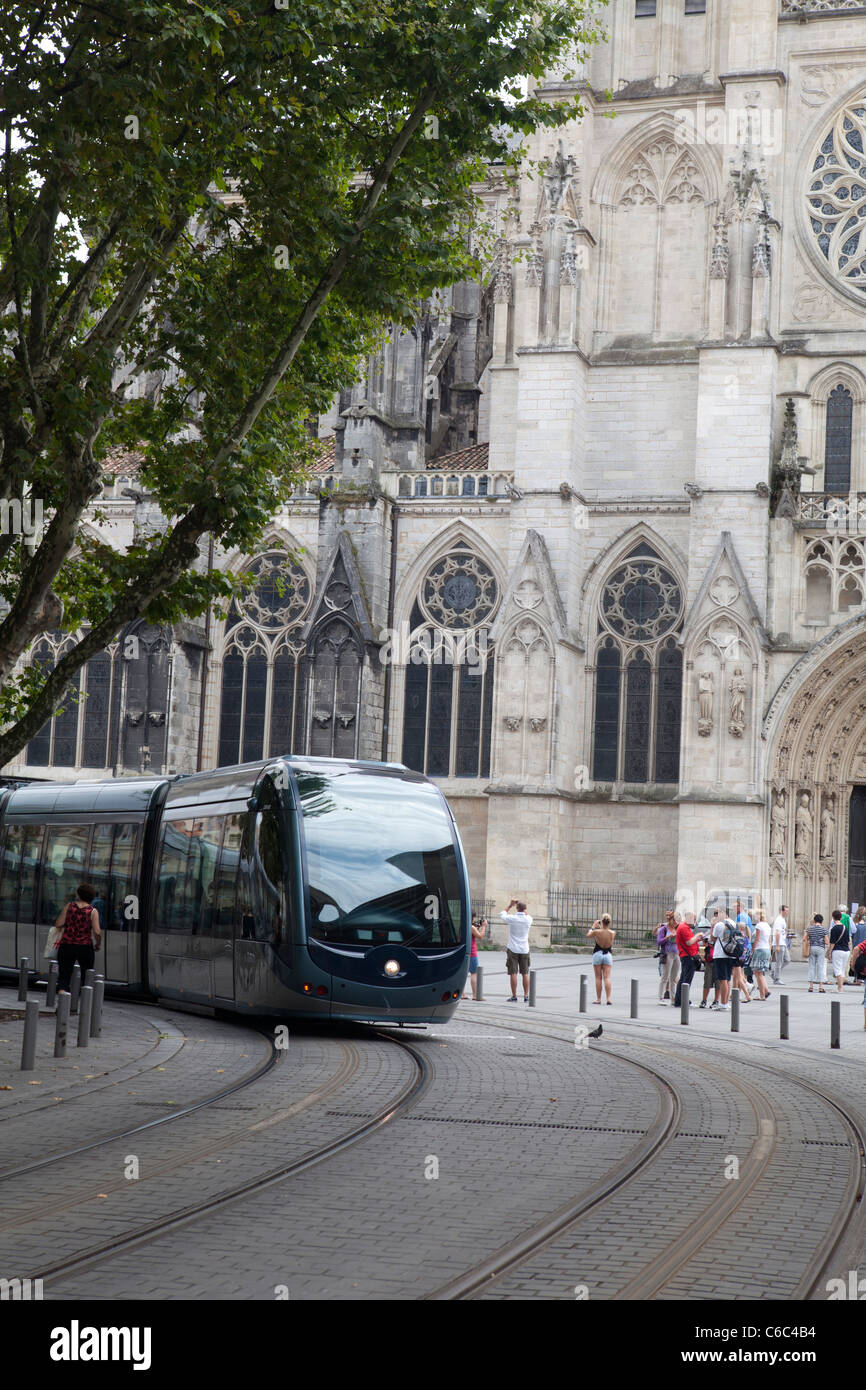 Bordeaux tram running through the city Stock Photo - Alamy