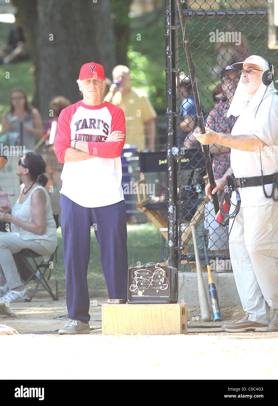 Larry David is seen playing baseball as he films the new season of ...