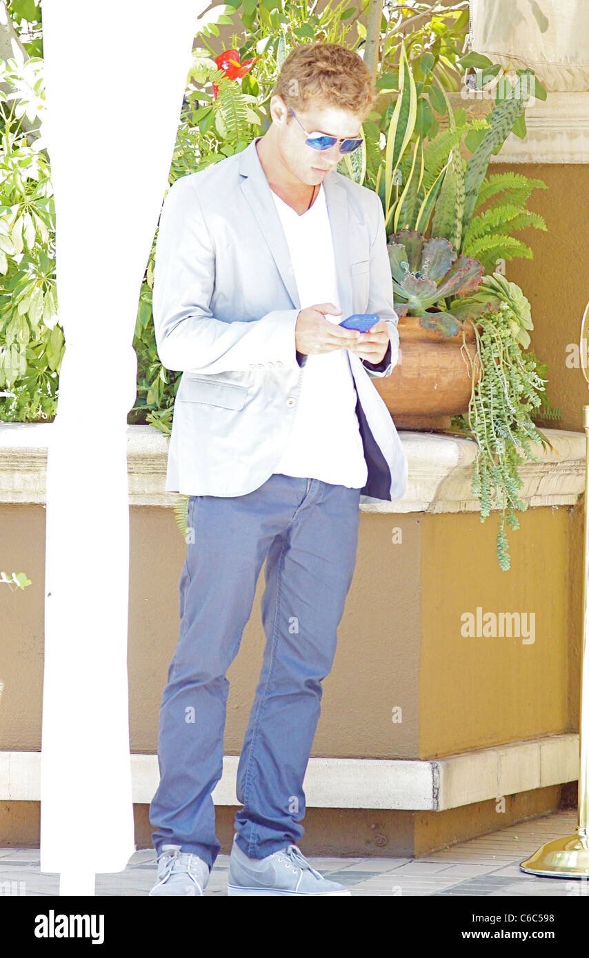 Ryan Phillippe is seen leaving an InStyle Magazine event at the Four ...