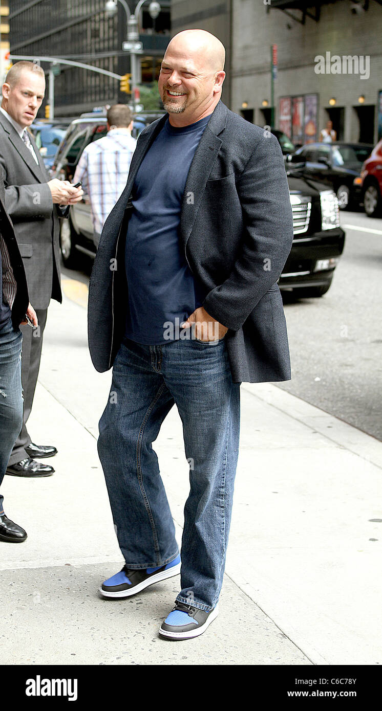 Rick Harrison Celebrities outside Ed Sullivan Theatre for the 'Late ...
