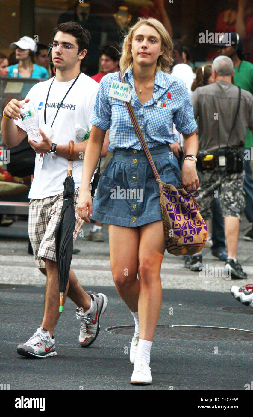 Greta Gerwig on the set of her new film 'Arthur'. New York City, USA ...