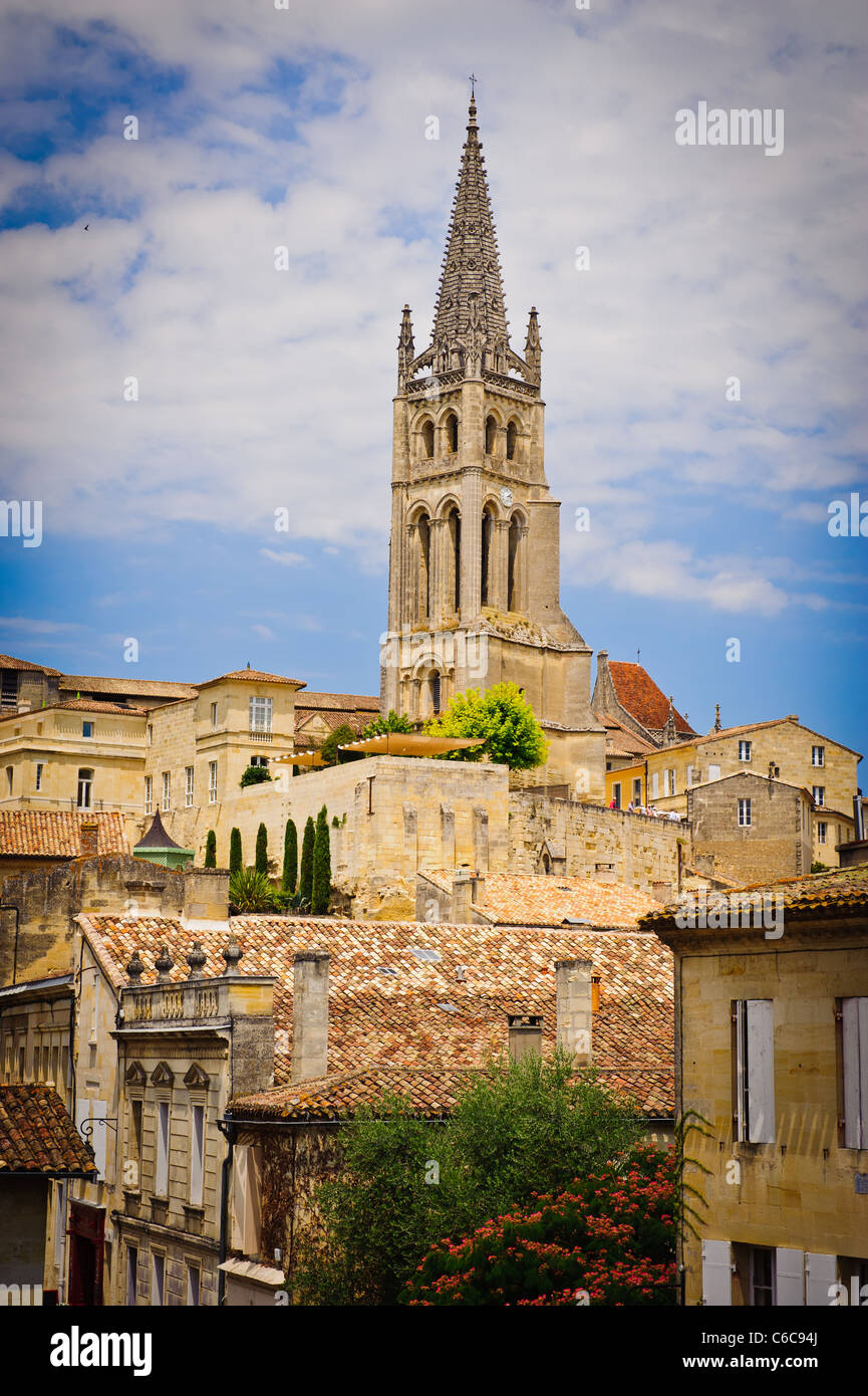 The cathedral dominates the skyline in Saint Emilion, France Stock ...