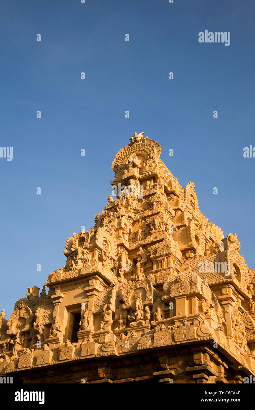 Sculpture brihadeeswarar temple in thanjavur hi-res stock photography ...
