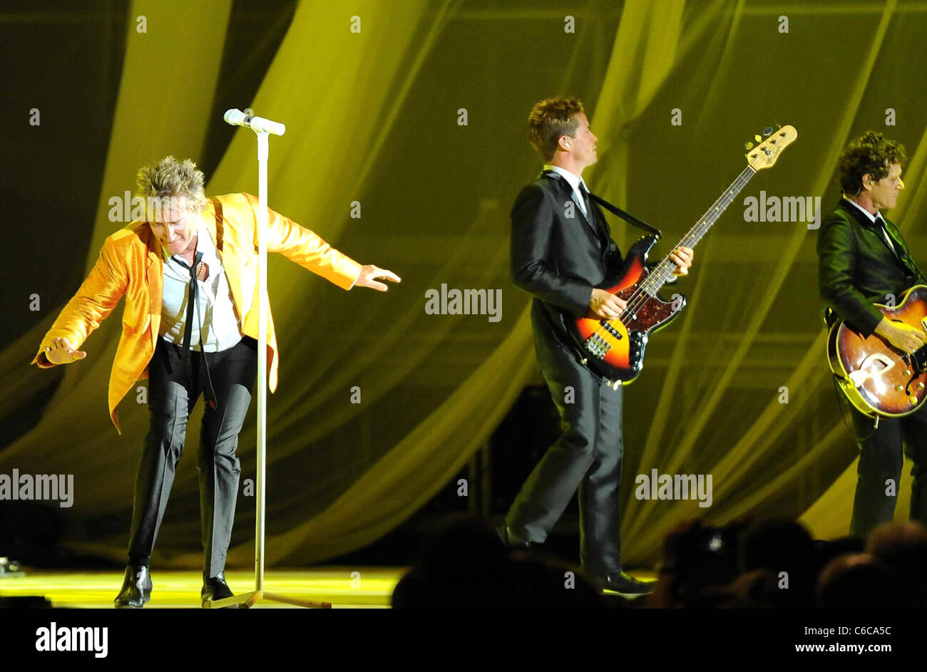 Rod Stewart performs live on stage for an audience of more than 11,000 ...