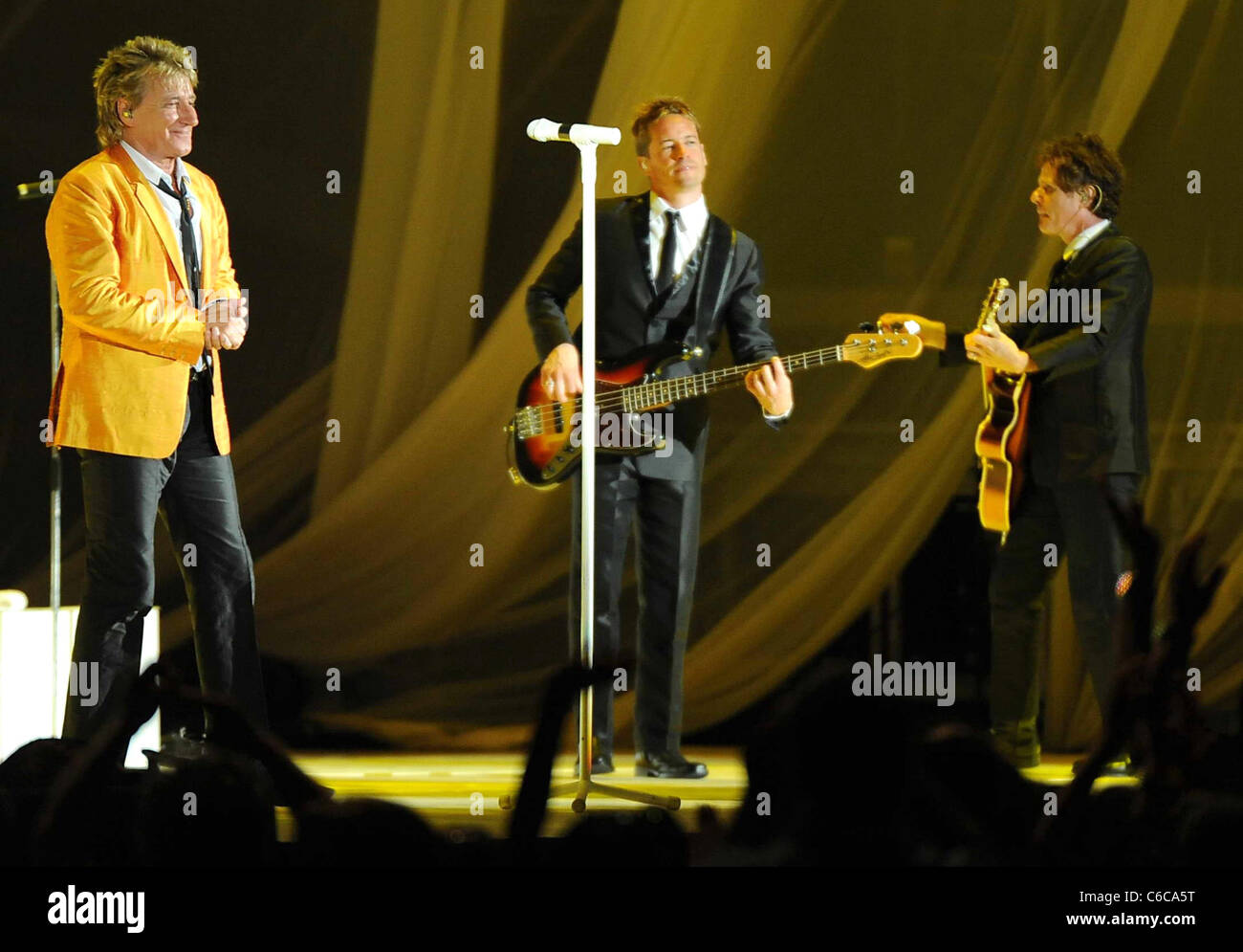 Rod Stewart performs live on stage for an audience of more than 11,000 ...