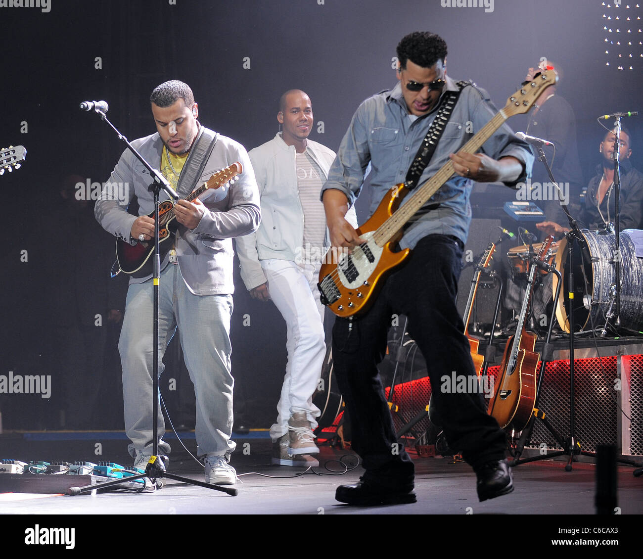 Lenny Santos,Anthony "Romeo" Santos, and Max Santos Aventura performs ...