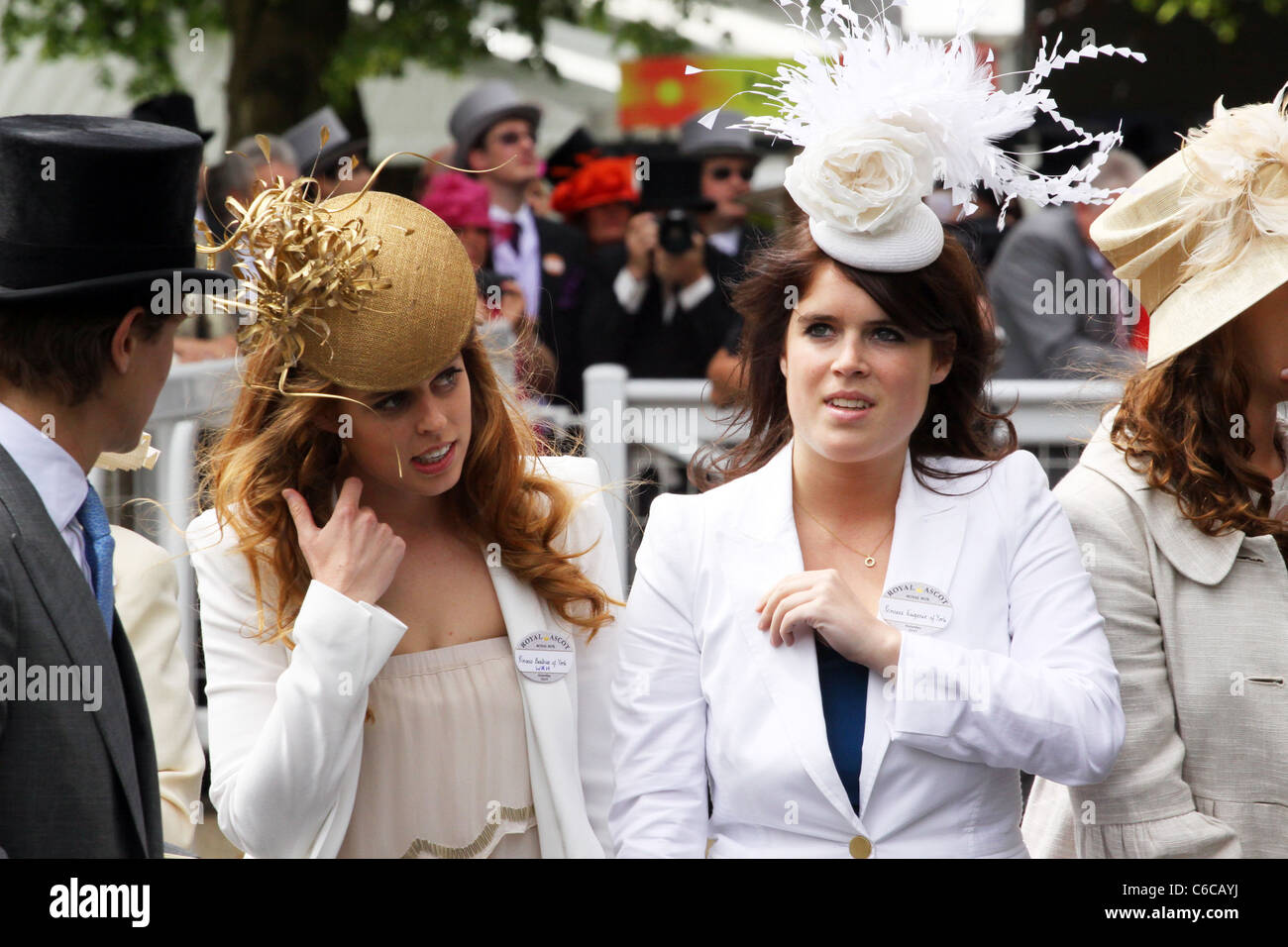 Princess Beatrice along with her boyfriend Dave Clark and sister ...