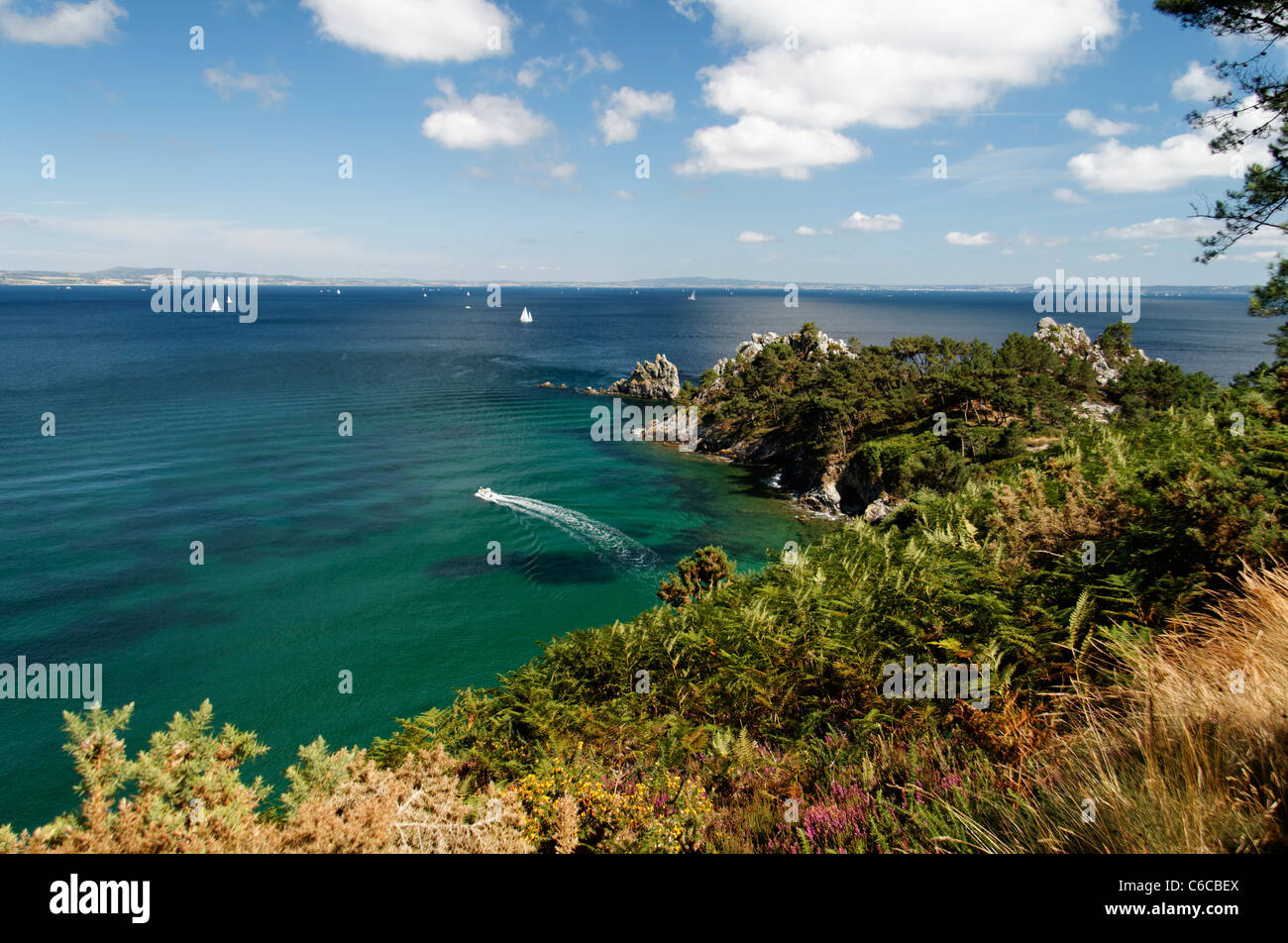 Virgin island point (Pointe de l'Ile Vierge), GR34 coastal path, Morgat ...