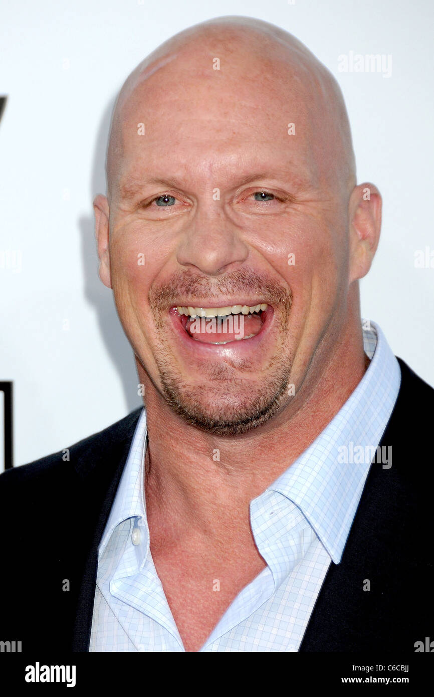 Steve Austin Los Angeles Premiere of 'The Expendables' held at Grauman ...