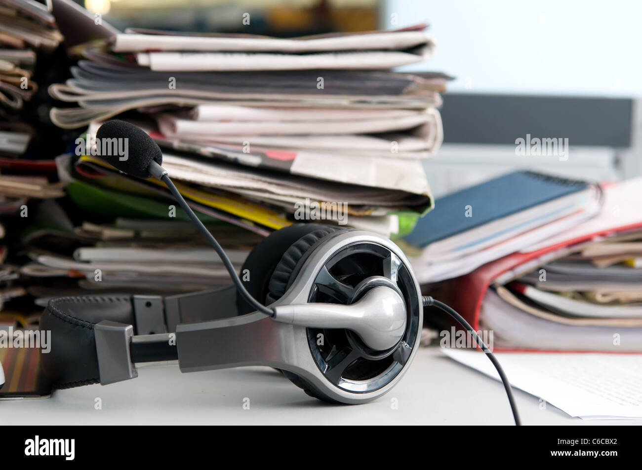 Messy desk hi-res stock photography and images - Alamy