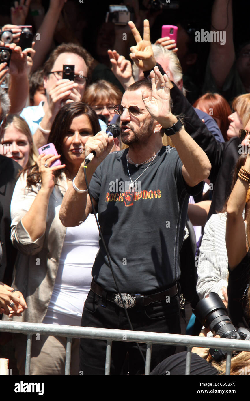 Ringo Starr celebrates his birthday by wishing everyone 'Peace and Love ...