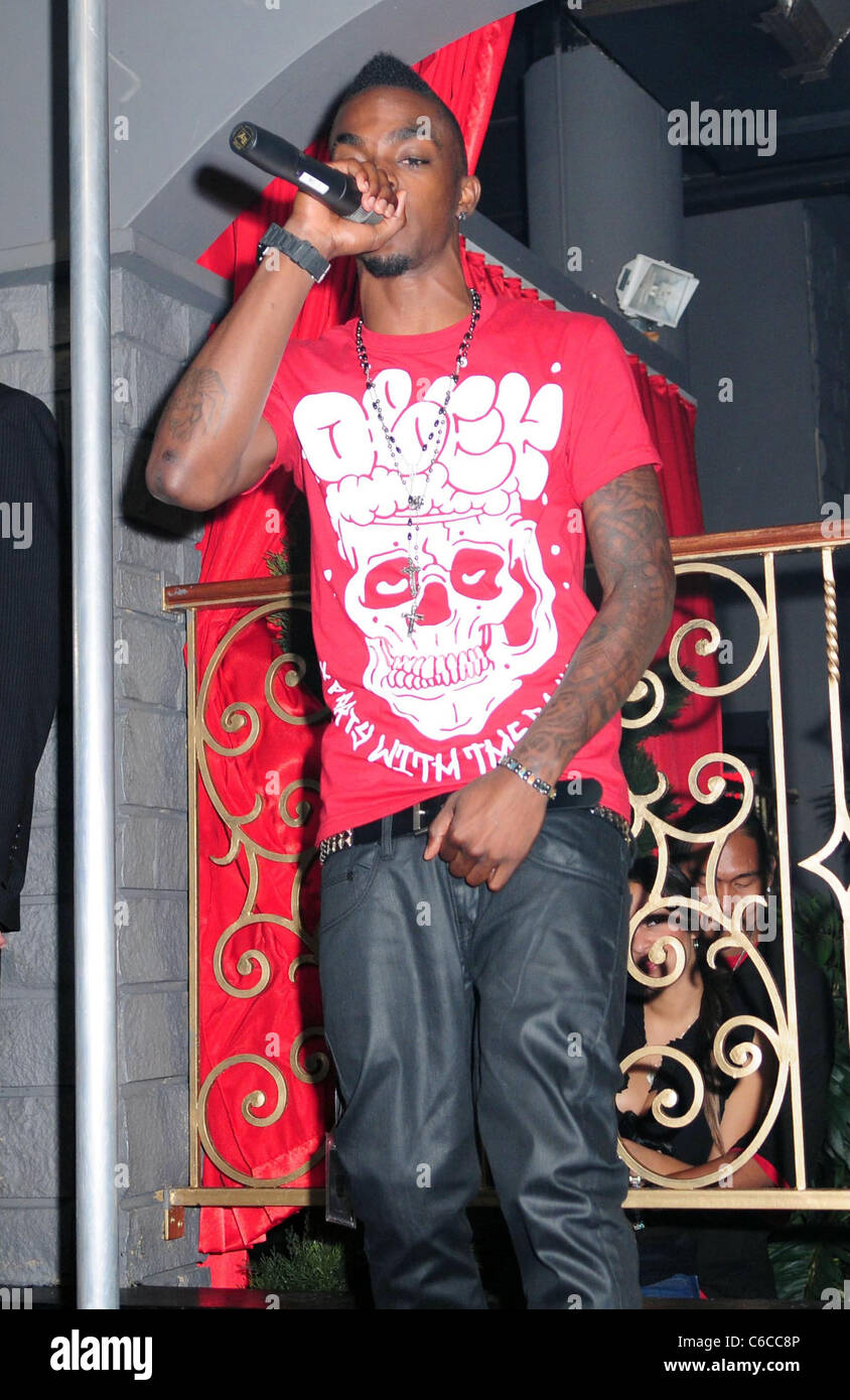 Rapper Roscoe Dash performs live on stage at the nightclub Sobe Live ...