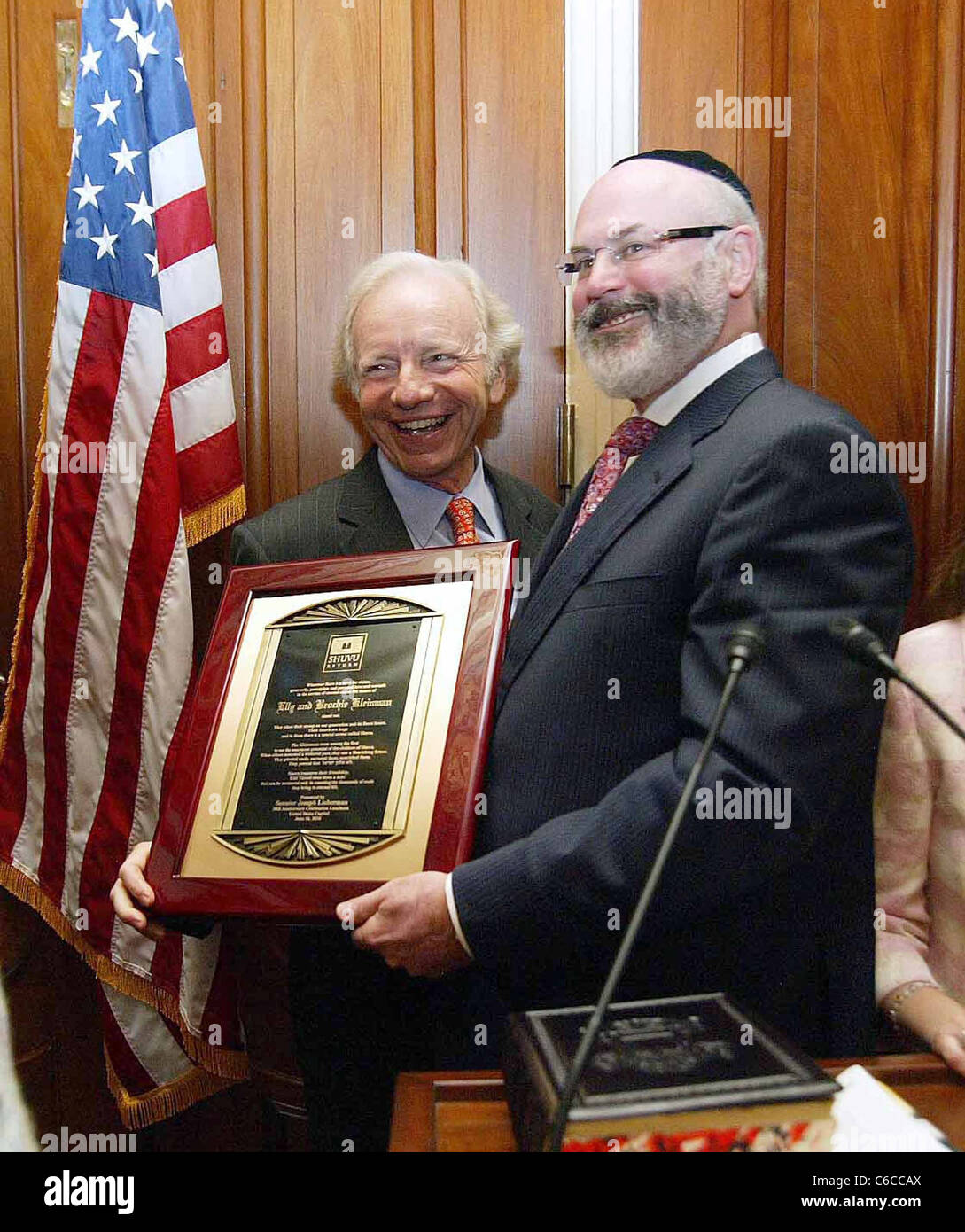 Senator Joe Lieberman and Eli Kleinman The Kleinman Family was honored ...
