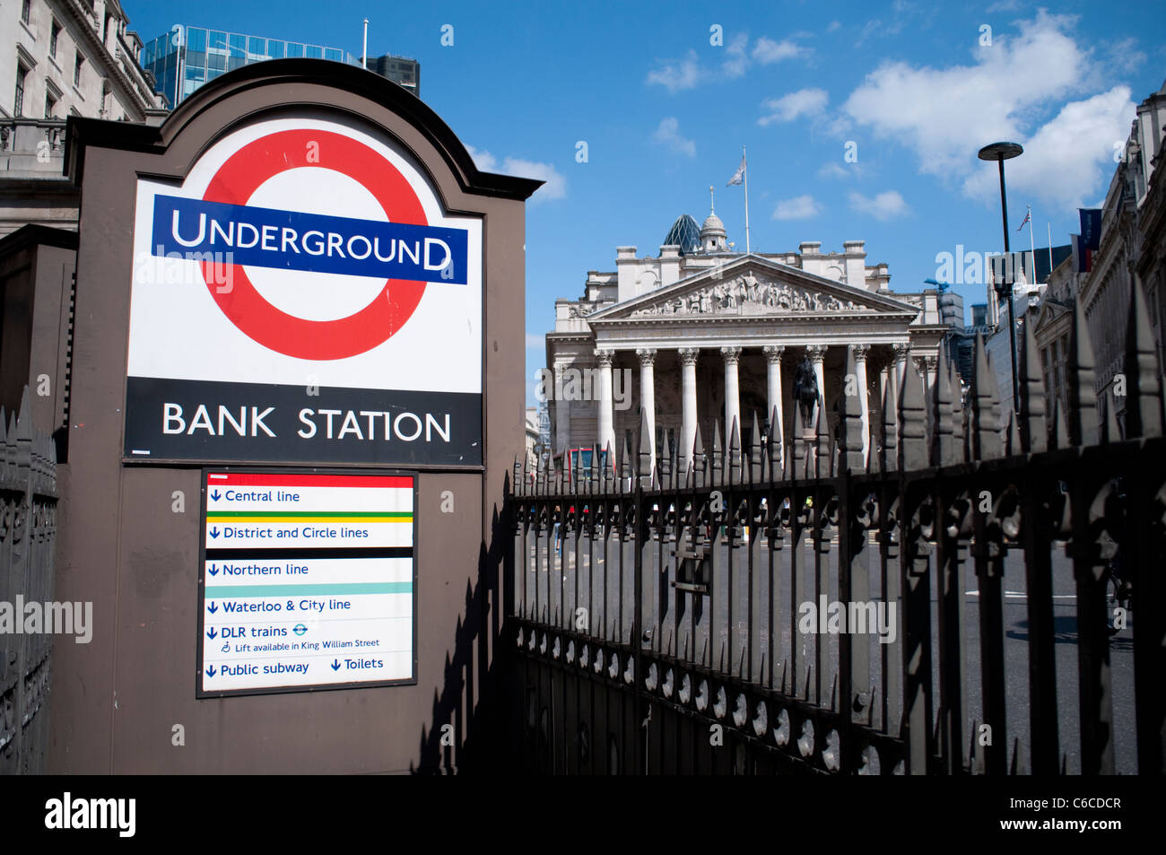 Bank tube station royal exchange hi-res stock photography and images ...