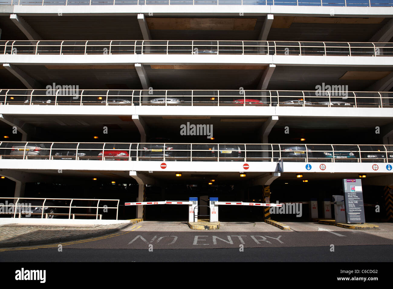 Multi storey car park uk ncp hi-res stock photography and images - Alamy