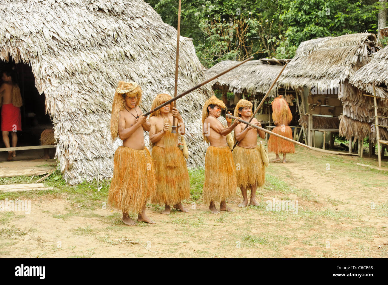 Amazon tribes hi-res stock photography and images - Alamy