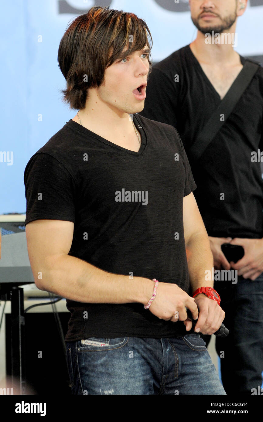 Tim Urban 2010 American Idols Live! Tour performs on 'Good Morning ...