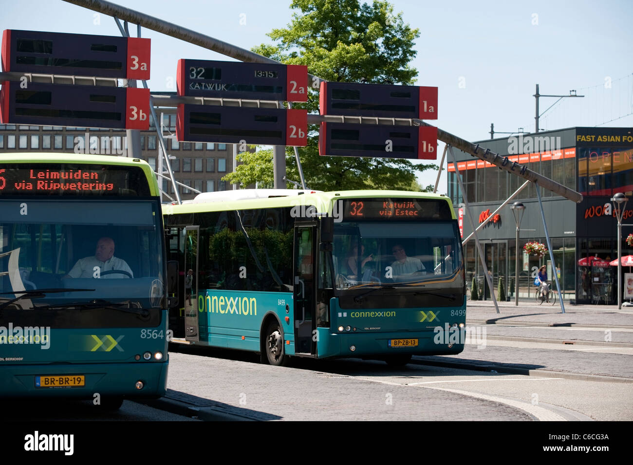 Leiden centraal hi-res stock photography and images - Alamy