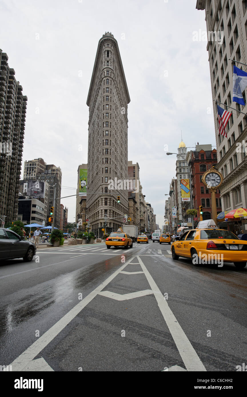 Iconic Flatiron building, New York City, Manhattan, USA Stock Photo - Alamy