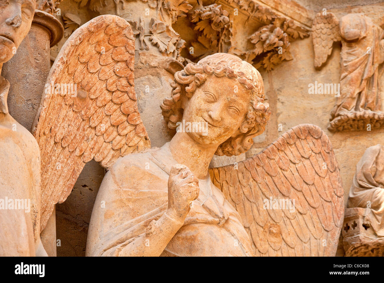 Reims angel smile sculpture hi-res stock photography and images - Alamy
