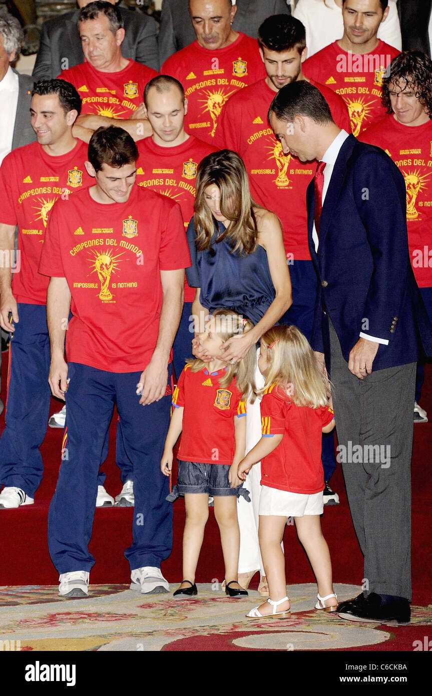 Iker Casillas, Leonor, Sofia, Princess Letizia, and Crown Prince Felipe ...