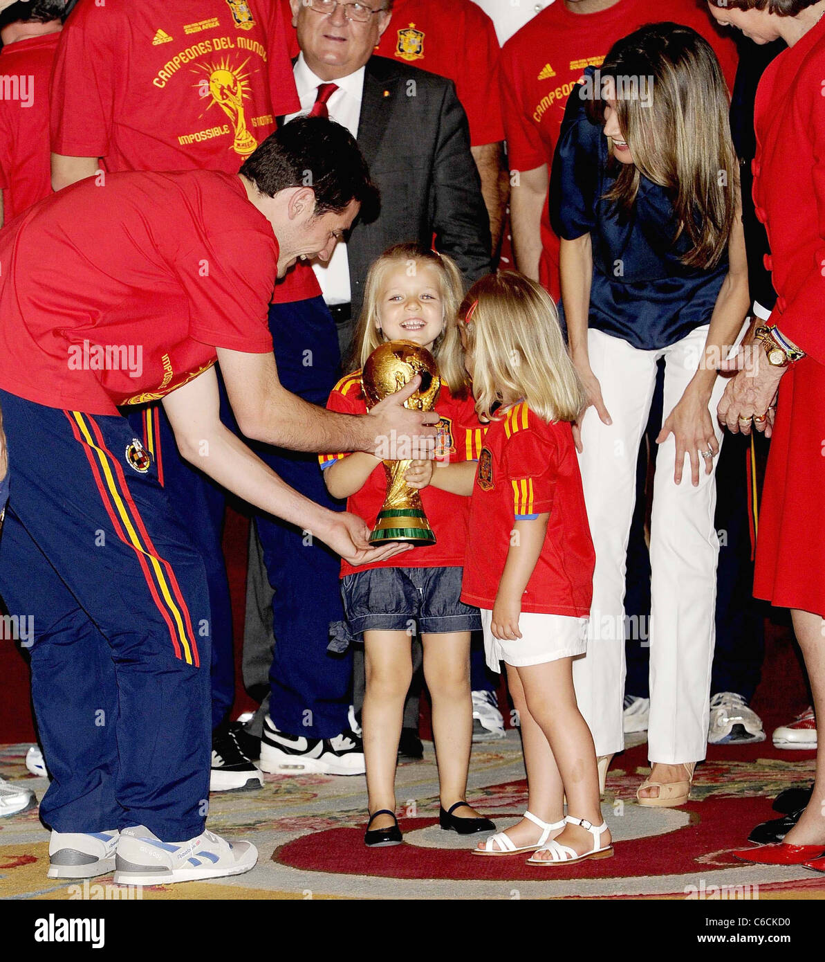 Iker Casillas, Leonor, Sofia, Princess Letizia The Spanish national ...