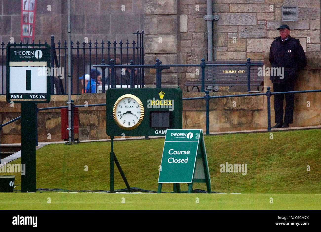 Golf course closed due to bad weather at St. Andrews for the 150th Open ...