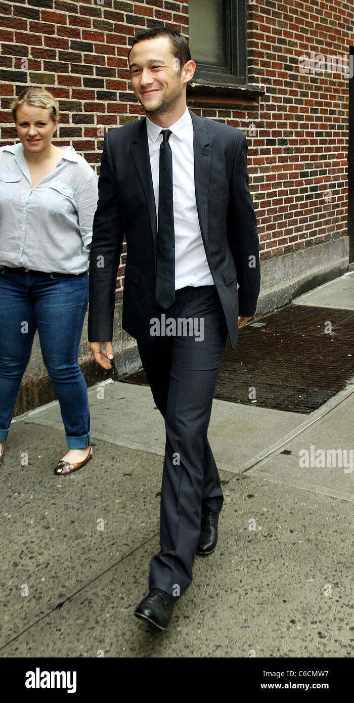 Joseph Gordon-Levitt outside The Ed Sullivan Theater for 'The Late Show ...