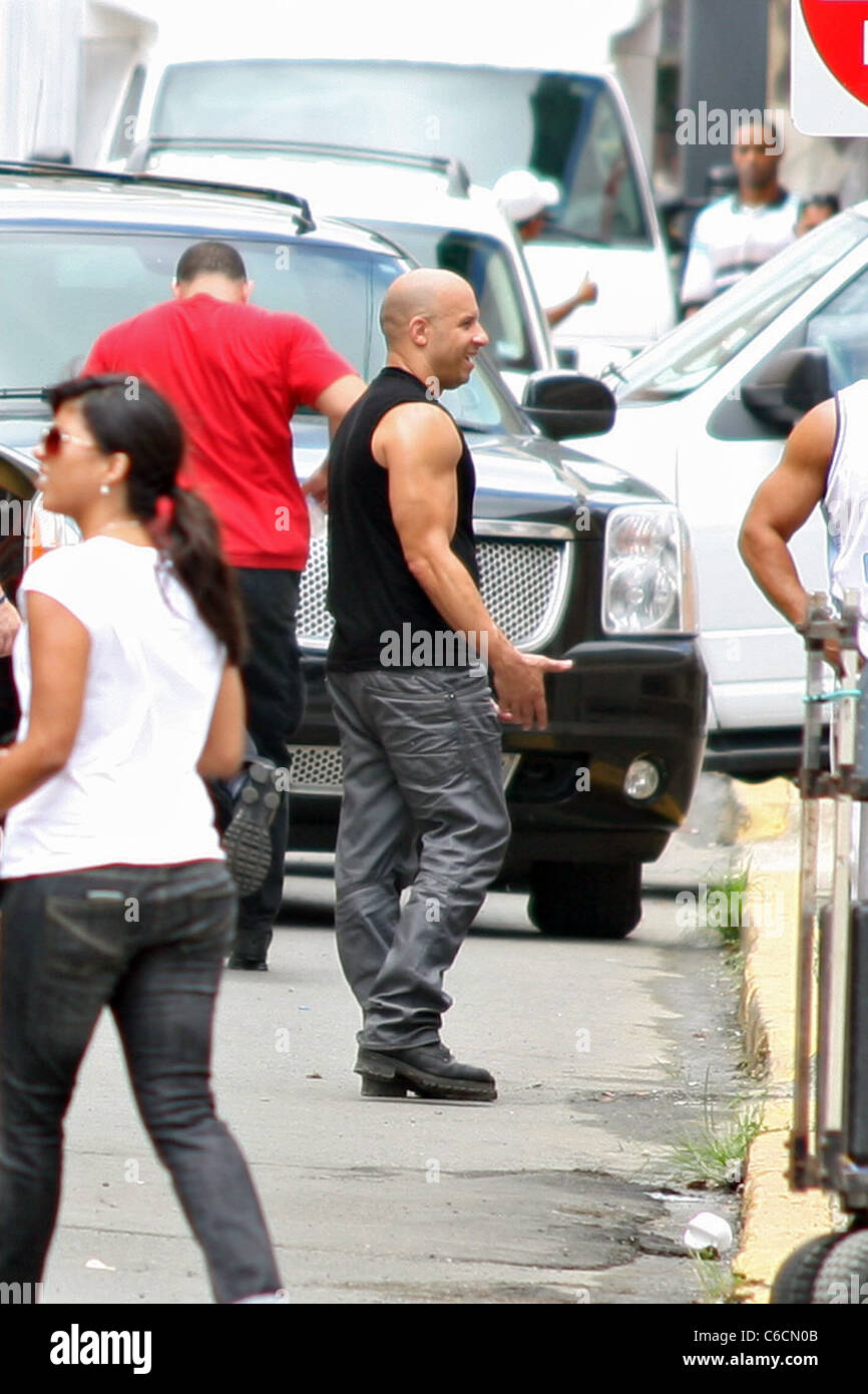 Vin Diesel on the set of 'Fast Five' Rio Piedras, Puerto Rico - 14.07. ...