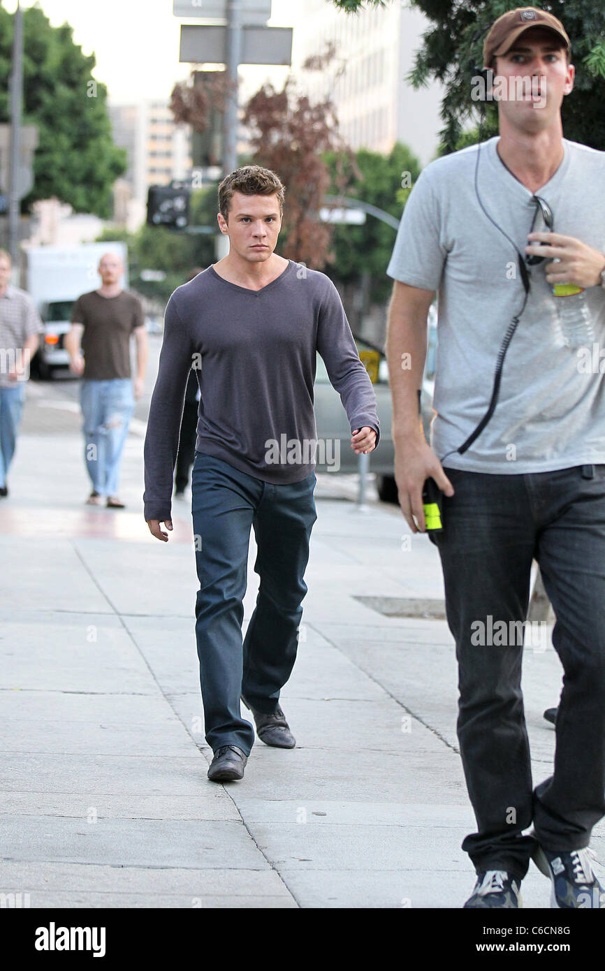 Ryan Phillippe on the set of his new film 'The Lincoln Lawyer' Los ...